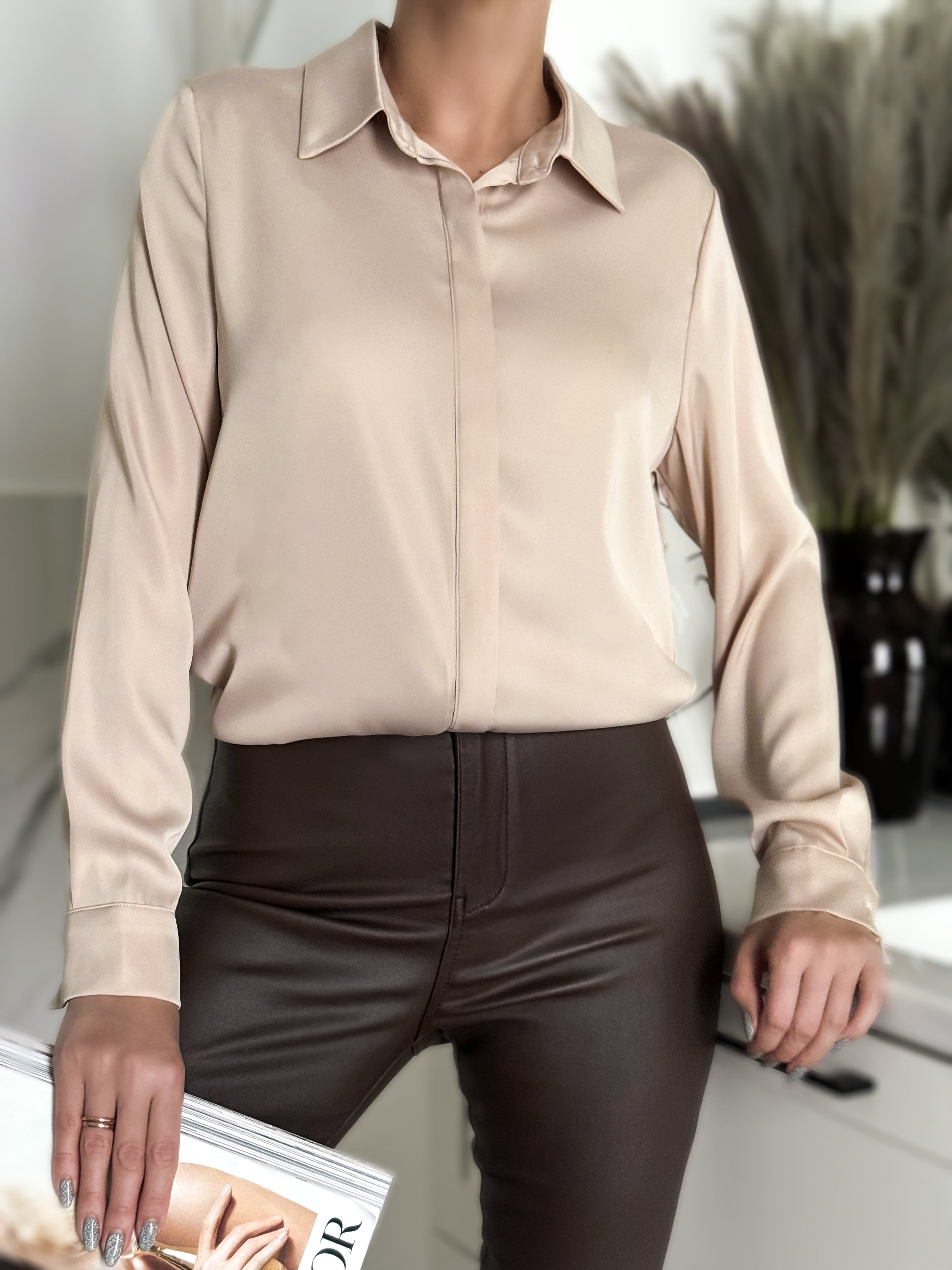 Moteriški marškiniai RENE Kreminė – Soma shop